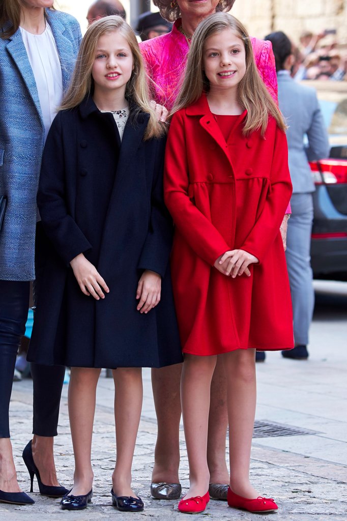 Princess Leonor & Princess Infanta Sofia Matching Style | Smartmama